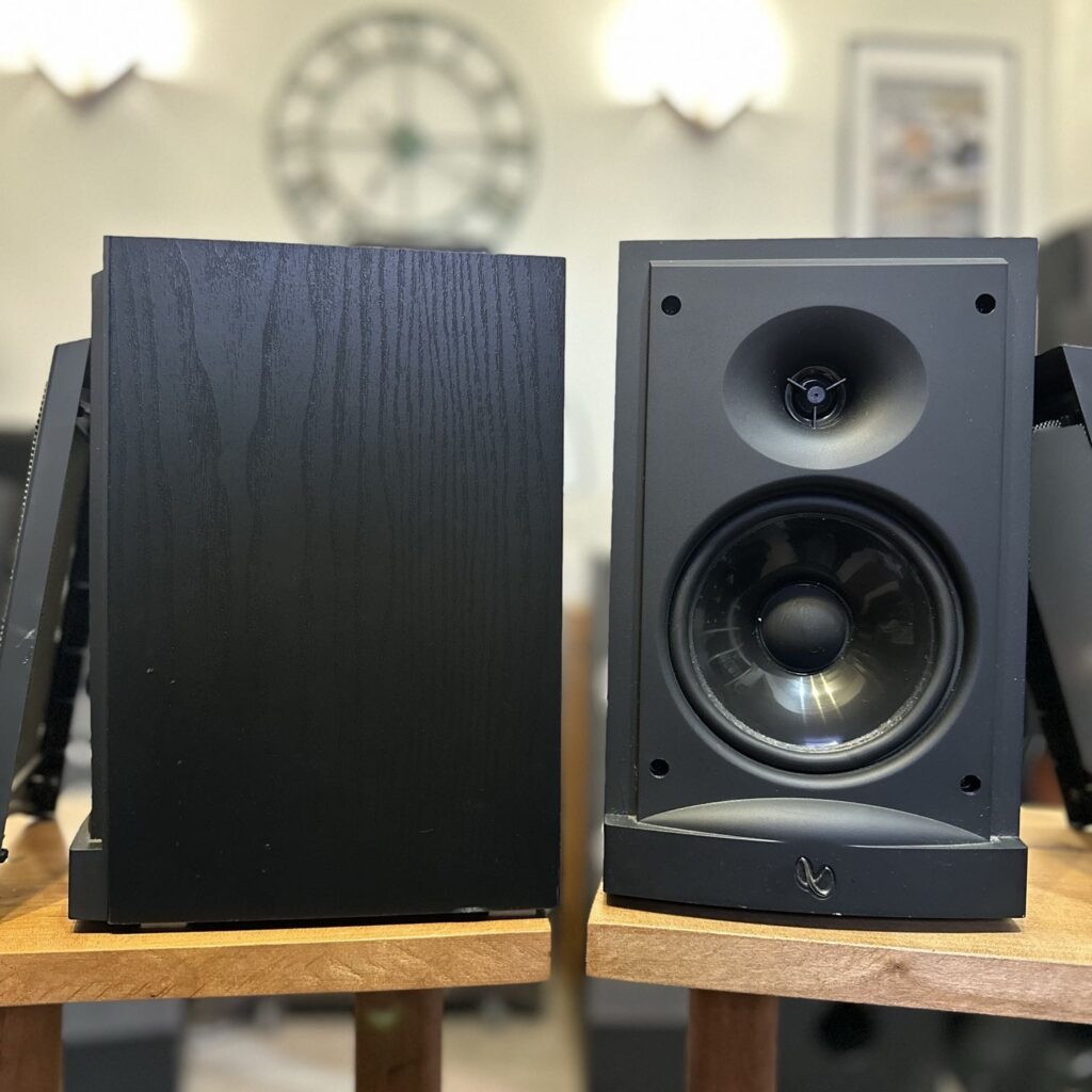 Parlantes Infinity Reference 2000.1 – Planeta Vintage