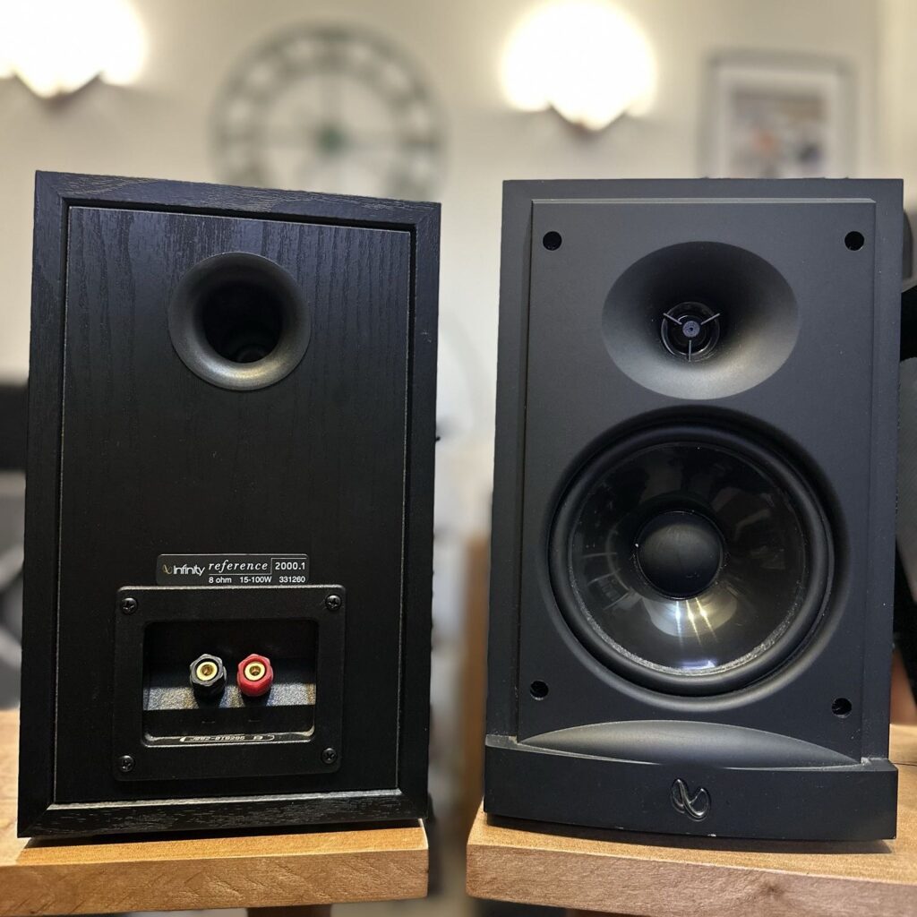 Parlantes Infinity Reference 2000.1 – Planeta Vintage